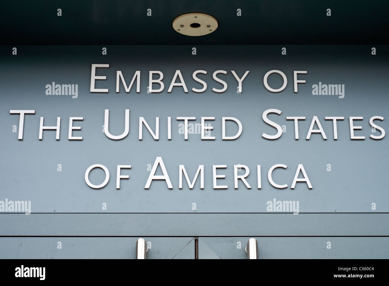 American embassy berlin hi-res stock photography and images - Alamy