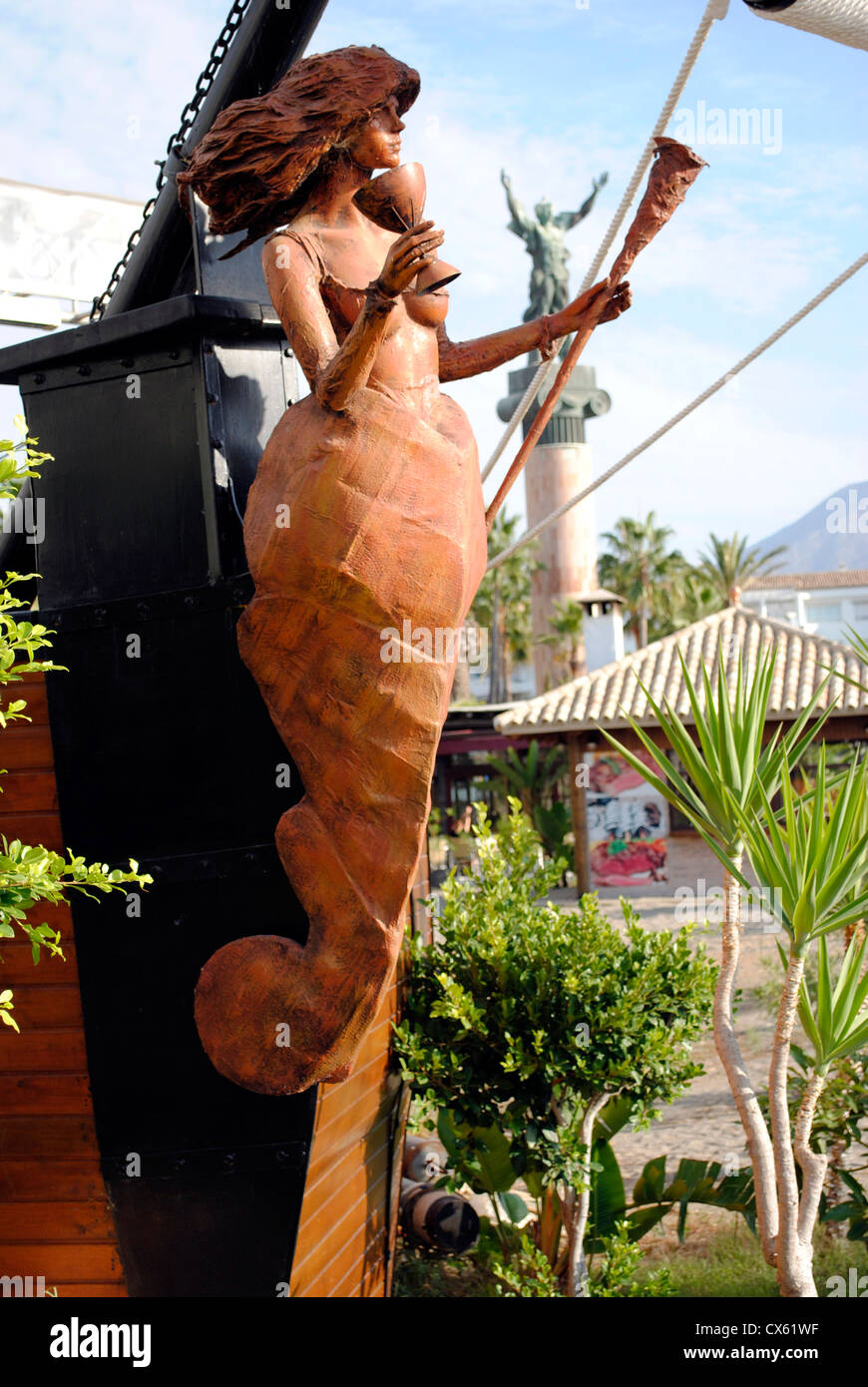 Prow ship figurehead hi-res stock photography and images - Alamy