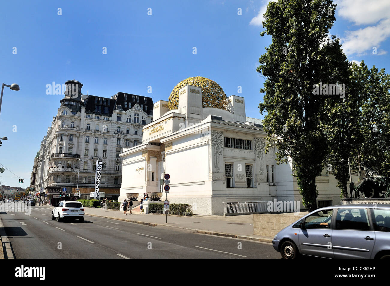 Secession building contemporary art hi-res stock photography and images ...