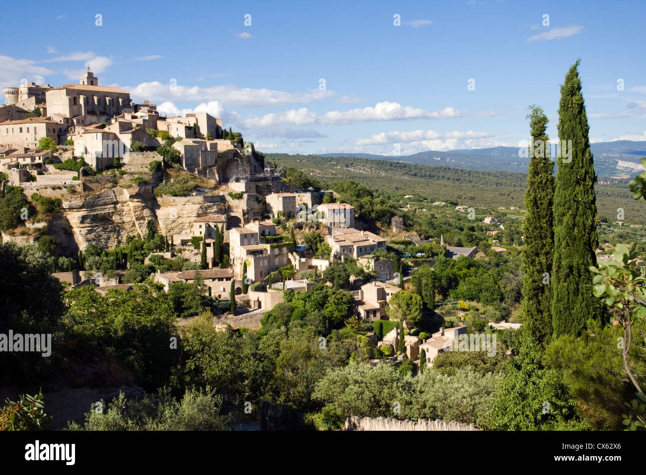 Gordes france hi-res stock photography and images - Alamy