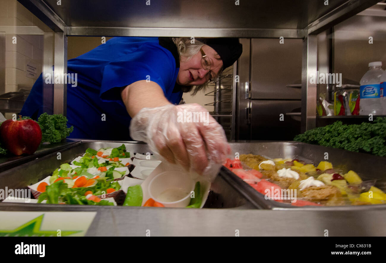 Food service worker school hi-res stock photography and images - Alamy