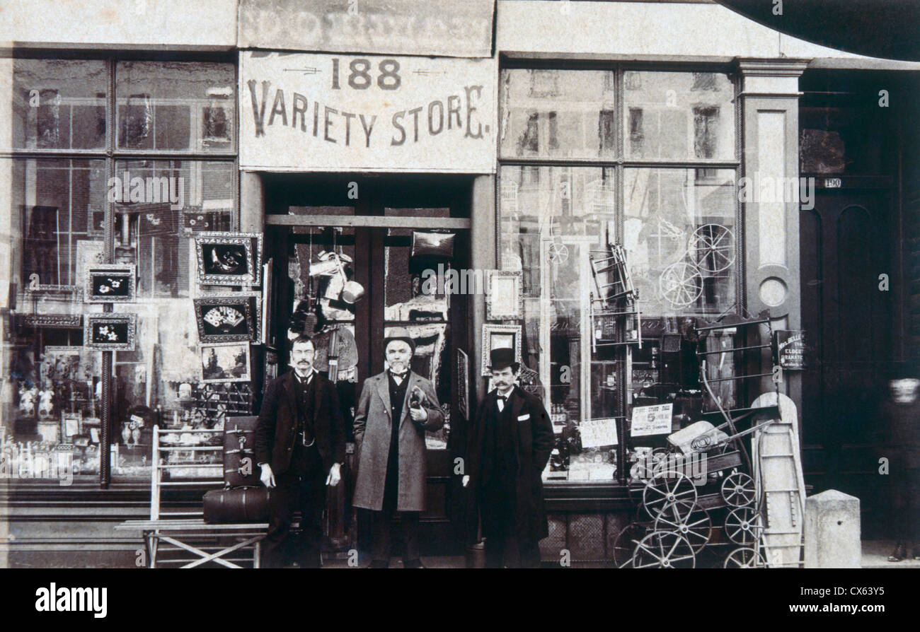 Vintage store front hi-res stock photography and images - Alamy