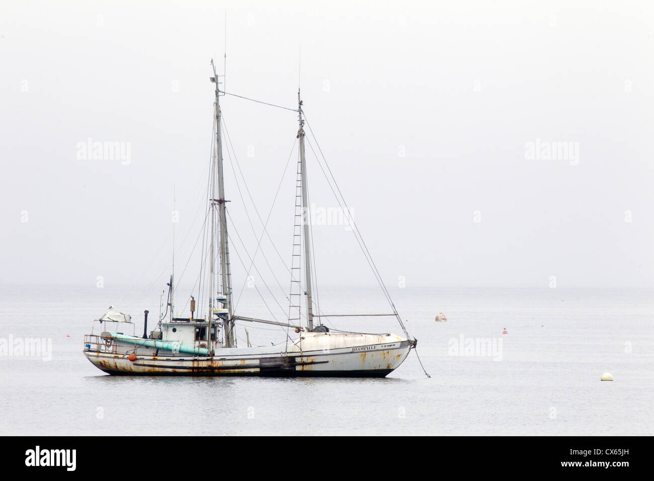 Rusty boat hi-res stock photography and images - Alamy