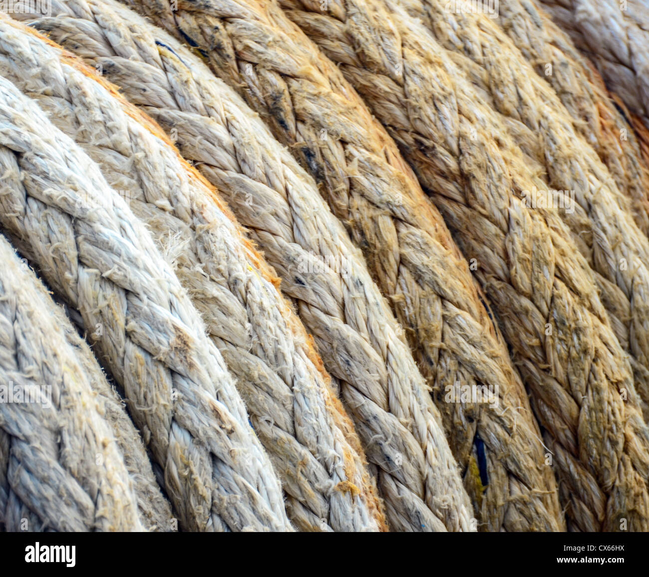 Straight rope thick hi-res stock photography and images - Alamy