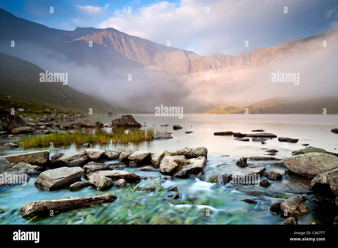Llyn Idwal Glyder Fawr And The Devils Kitchen Cwm Idwal Snowdonia