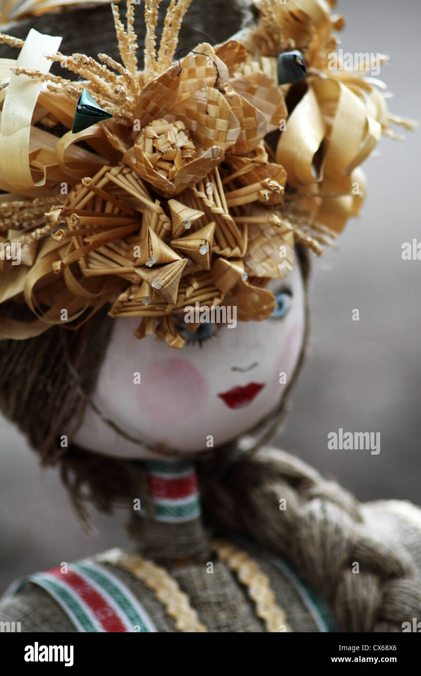 Straw dolly hi-res stock photography and images - Alamy