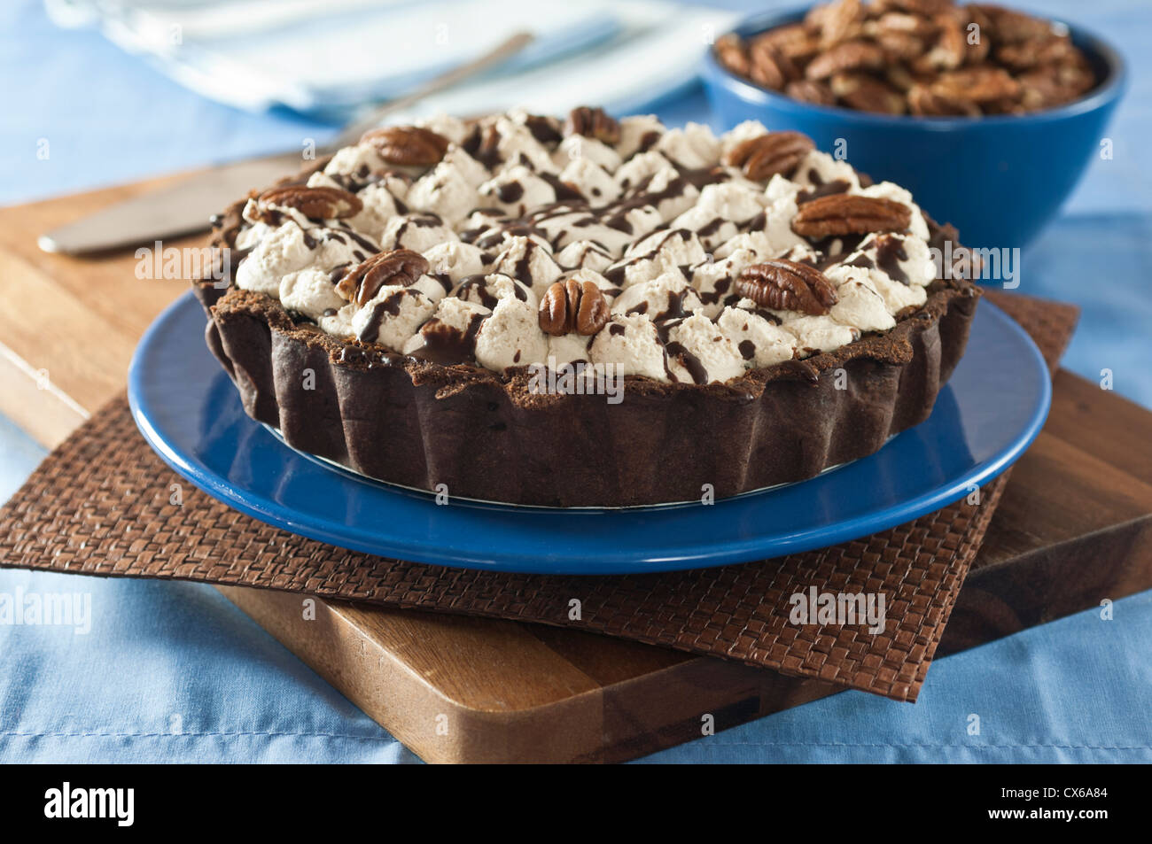 Mississippi mud pie American chocolate and pecan dessert Stock Photo ...