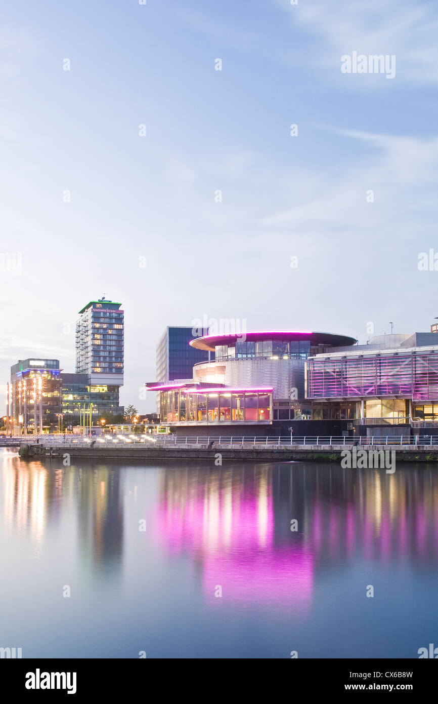 Bbc building salford media city hi-res stock photography and images - Alamy