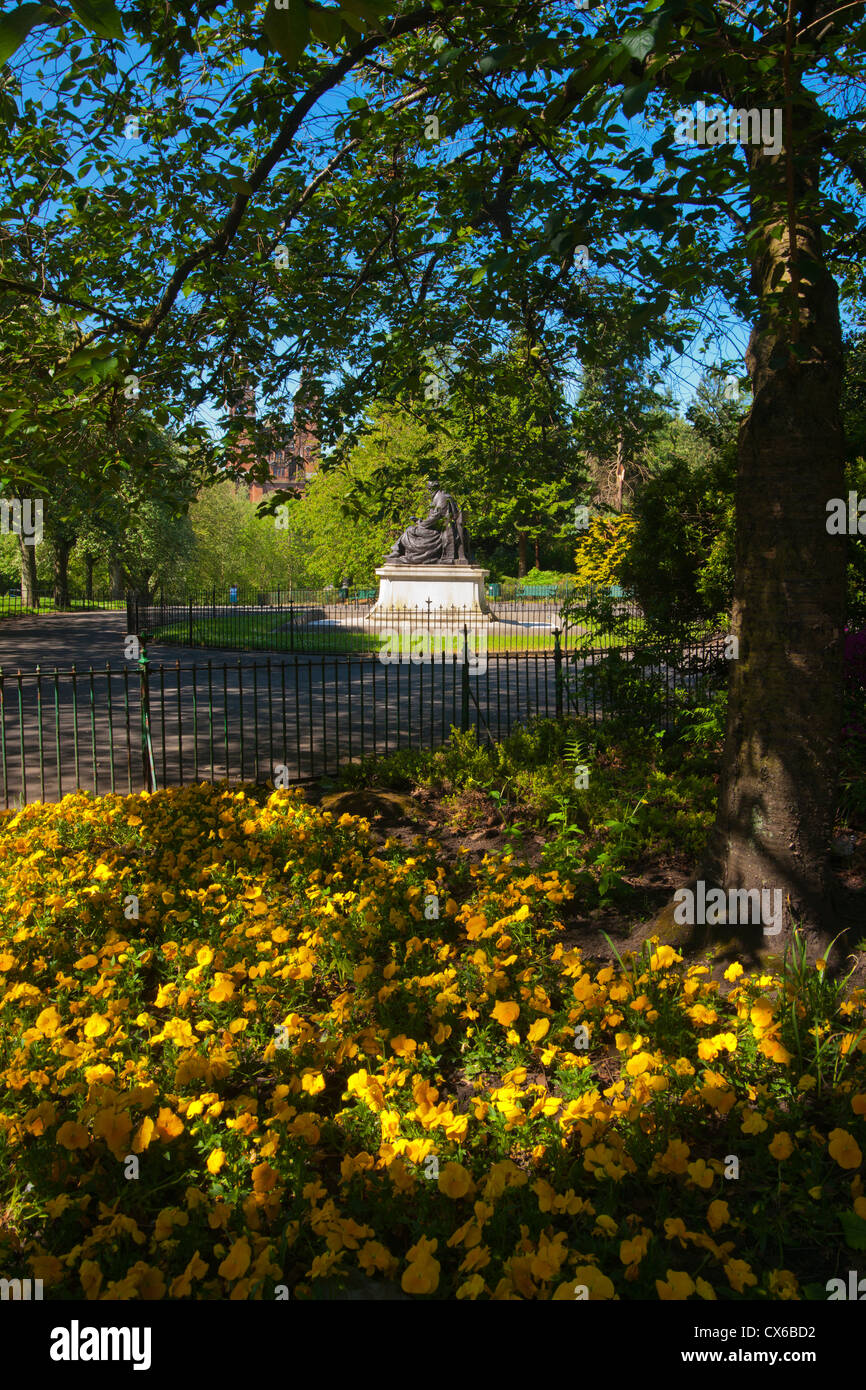 Kelvingrove Park, Glasgow, spring colours, sunny; Strathclyde Region ...