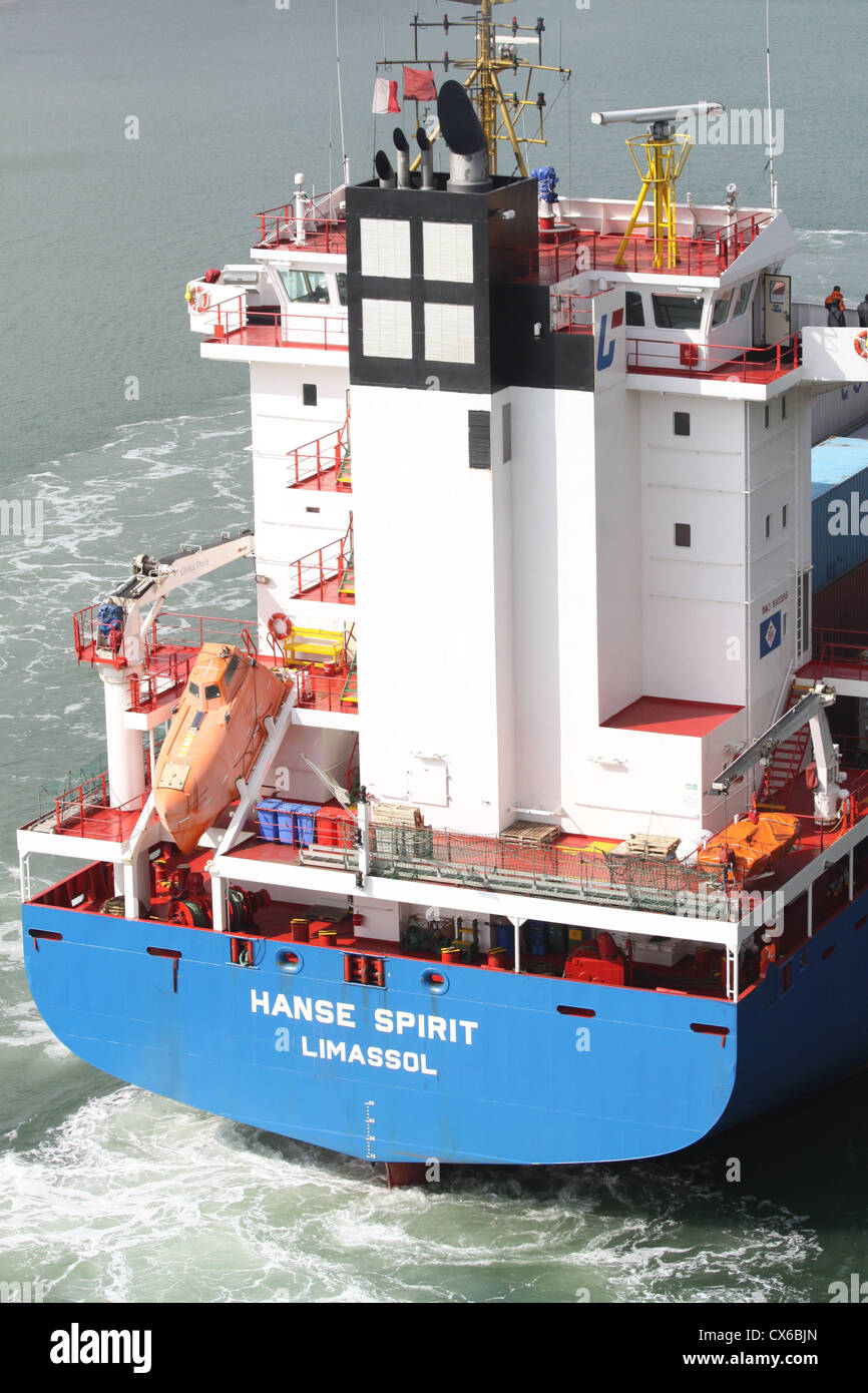 Hanse Spirit, 2665 dwt, 809 TEU, 2005-built container feeder ship in ...