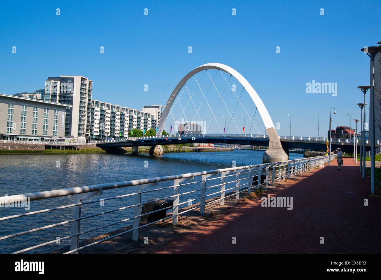 River Clyde walkway, Clyde Arc Bridge, Glasgow, Strathclyde Region ...