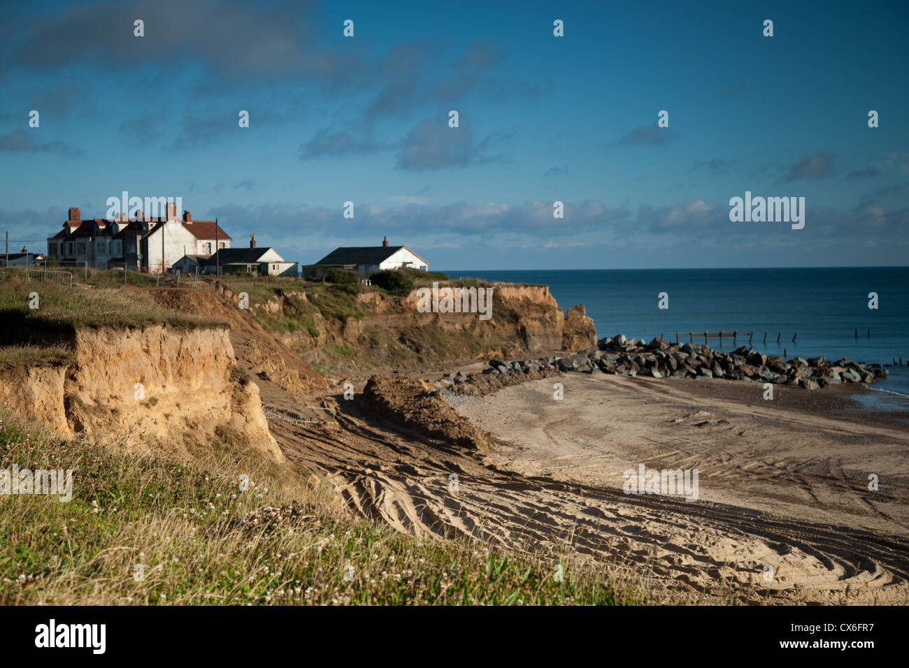 Norfolk cliff house hi-res stock photography and images - Alamy