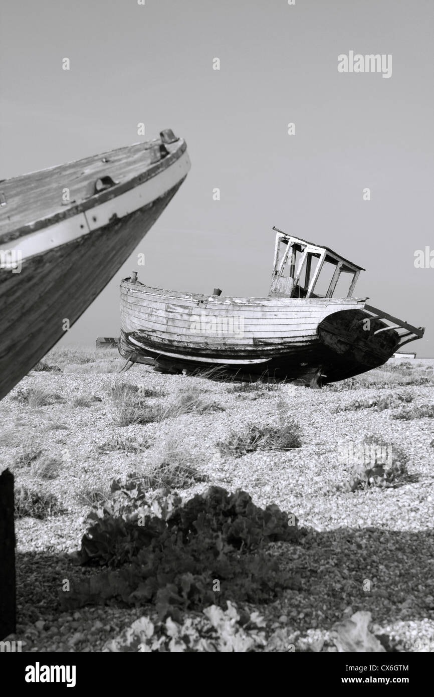 Dungeness rotting boats hi-res stock photography and images - Alamy