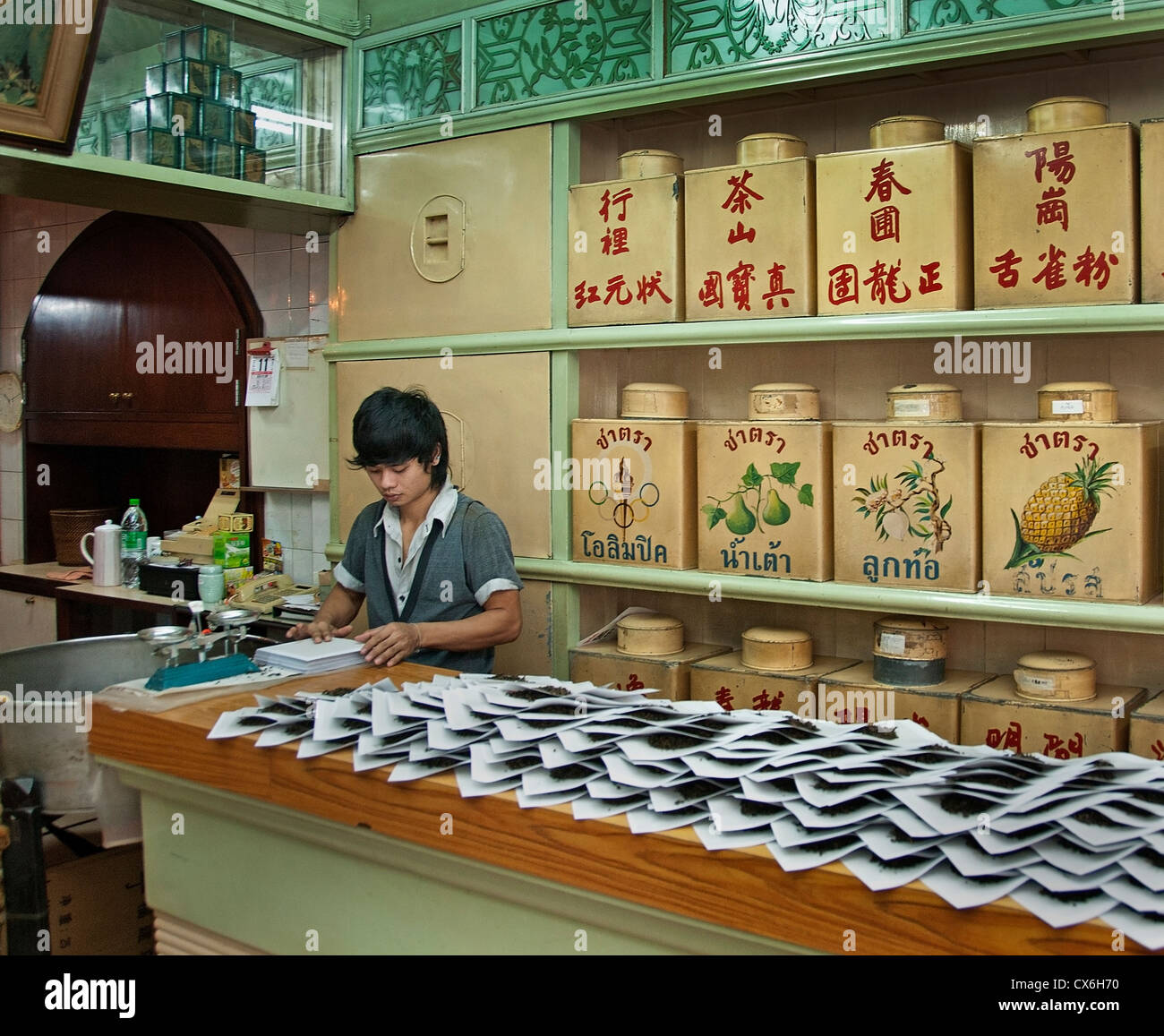 Chinese Tea Store Chinatown Stock Photos & Chinese Tea Store Chinatown ...