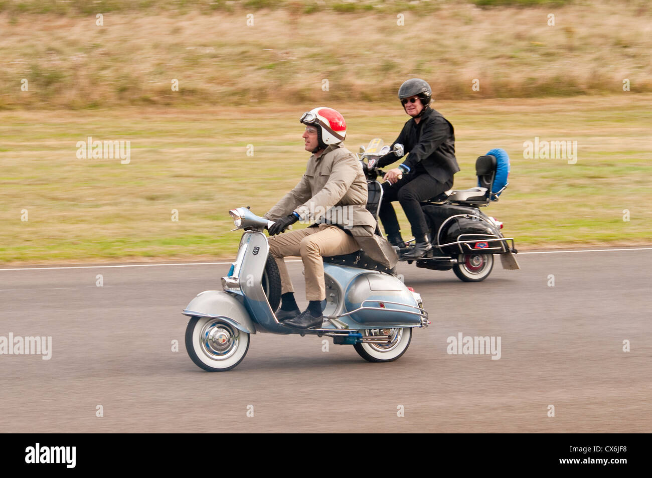 Mods 1960s hi-res stock photography and images - Alamy