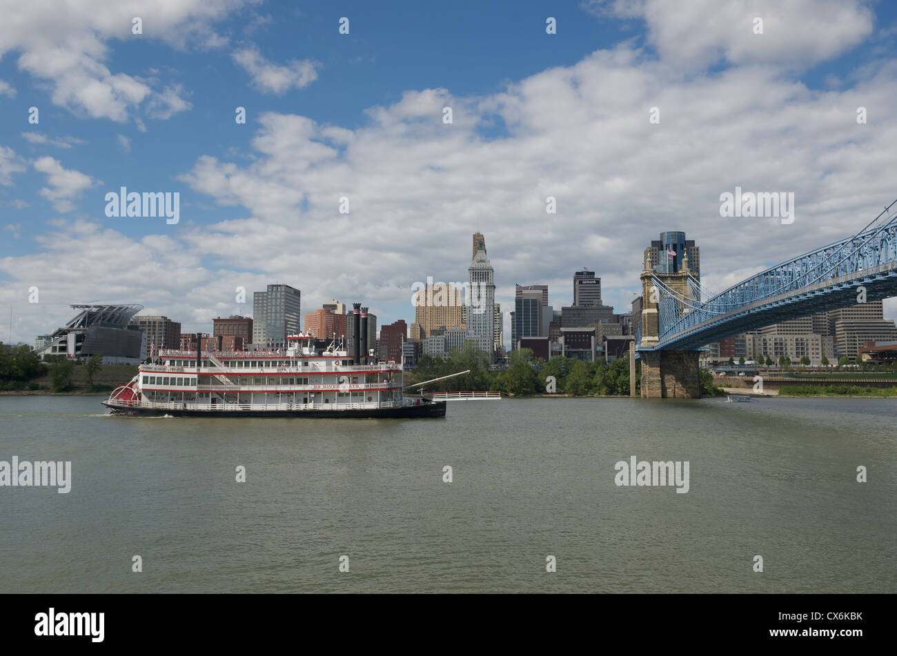 Steaming boat hi-res stock photography and images - Alamy