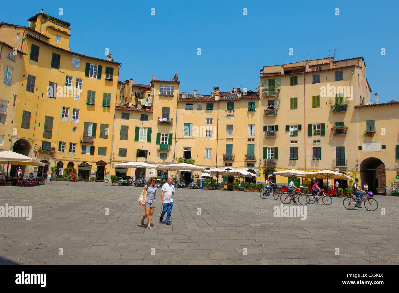 Lucca, Anfiteatro square, Piazza Anfiteatro, Tuscany, Italy, Europe ...