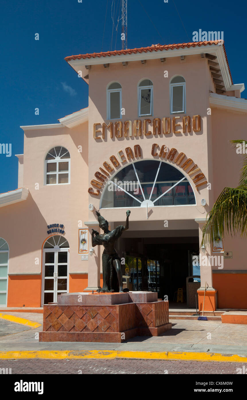 Playa Tortuga Ferry Terminal, Cancun, Mexico Stock Photo - Alamy