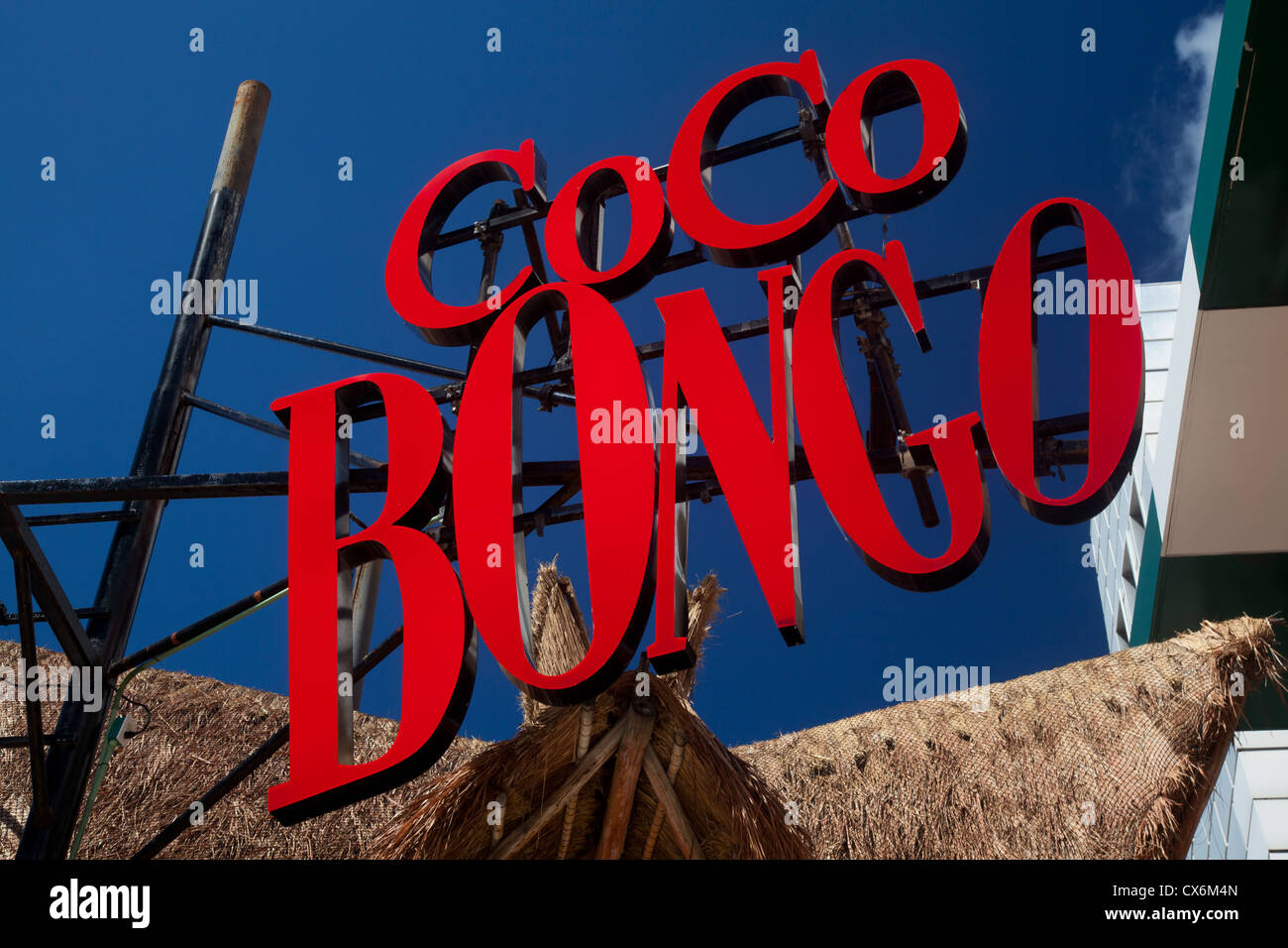 Red sign for Coco Bongo Cancun Stock Photo - Alamy