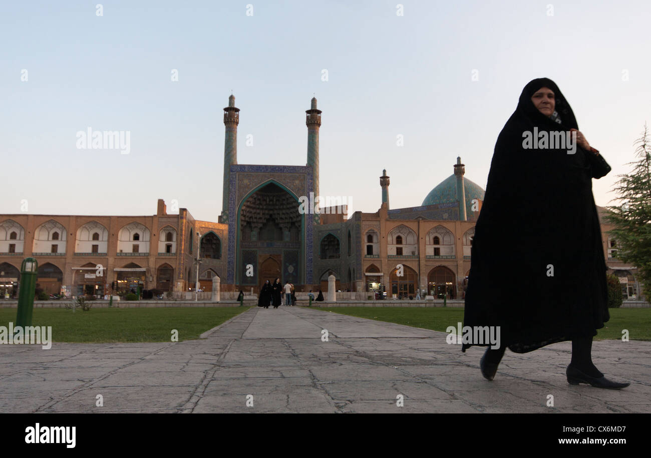 Naghsh i jahan square hi-res stock photography and images - Alamy