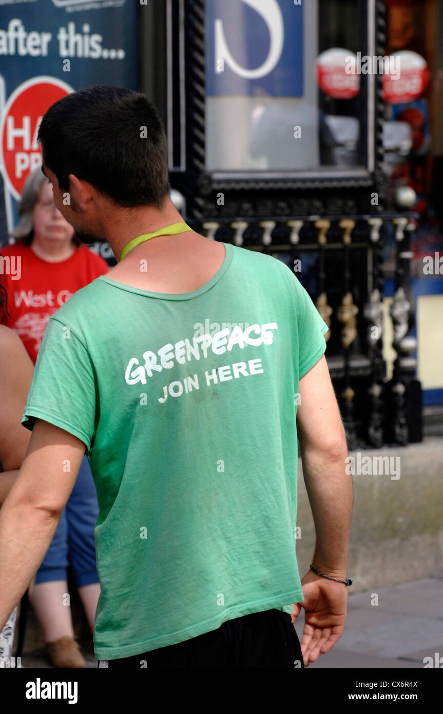 Collecting Money Stock Photos & Collecting Money Stock Images - Alamy