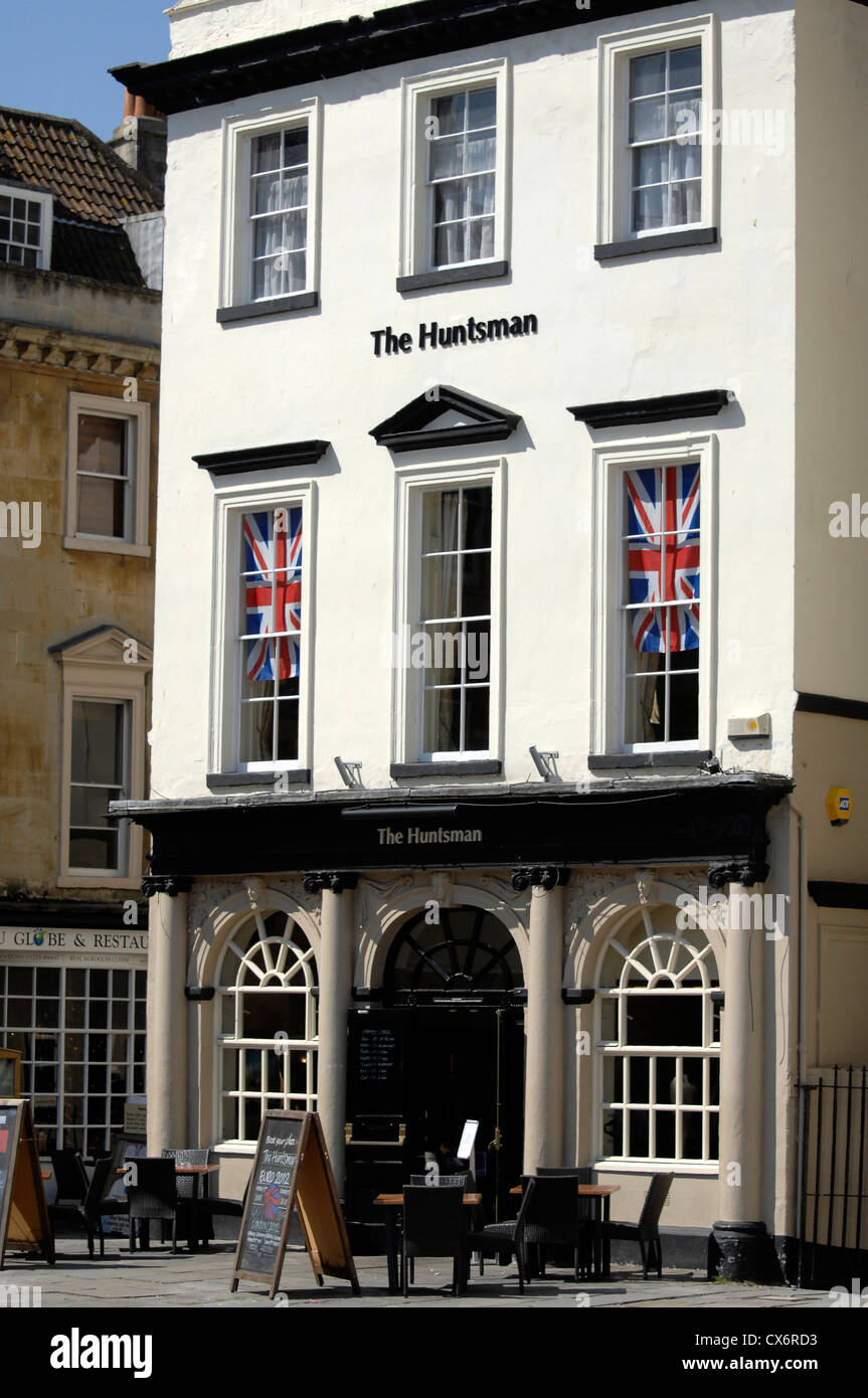 Huntsman pub hi-res stock photography and images - Alamy
