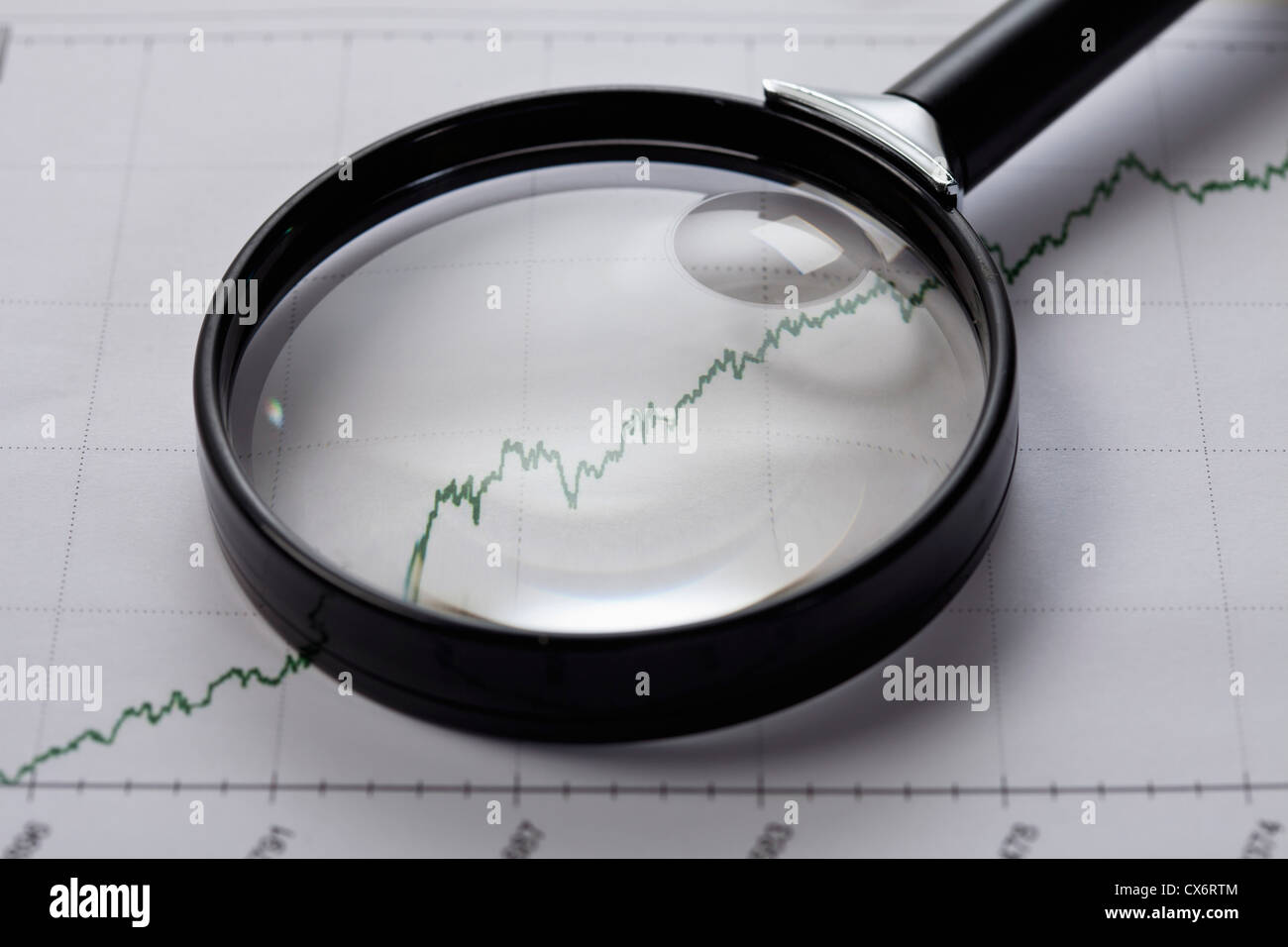 Line graph on paper hi-res stock photography and images - Alamy