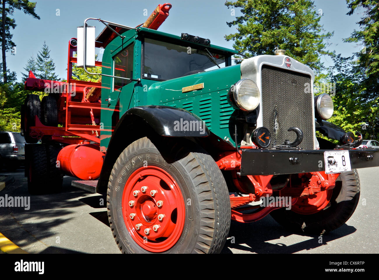 Restored vintage antique kenworth logging hi-res stock photography and ...
