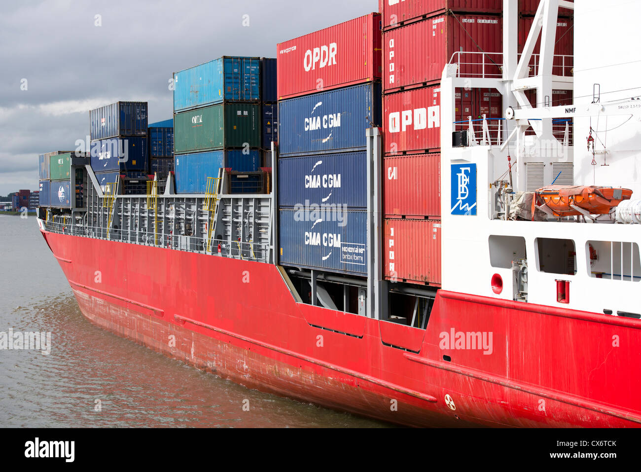 Bulkship hi-res stock photography and images - Alamy