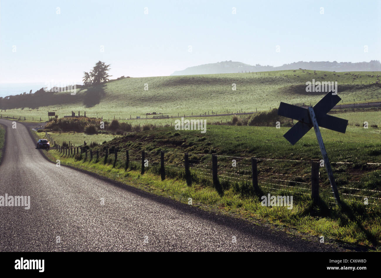Rural road new zealand hi-res stock photography and images - Alamy