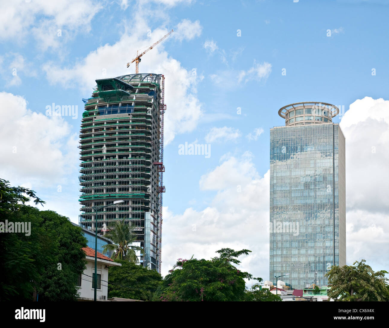 High rise buildings in phnom penh hi-res stock photography and images ...