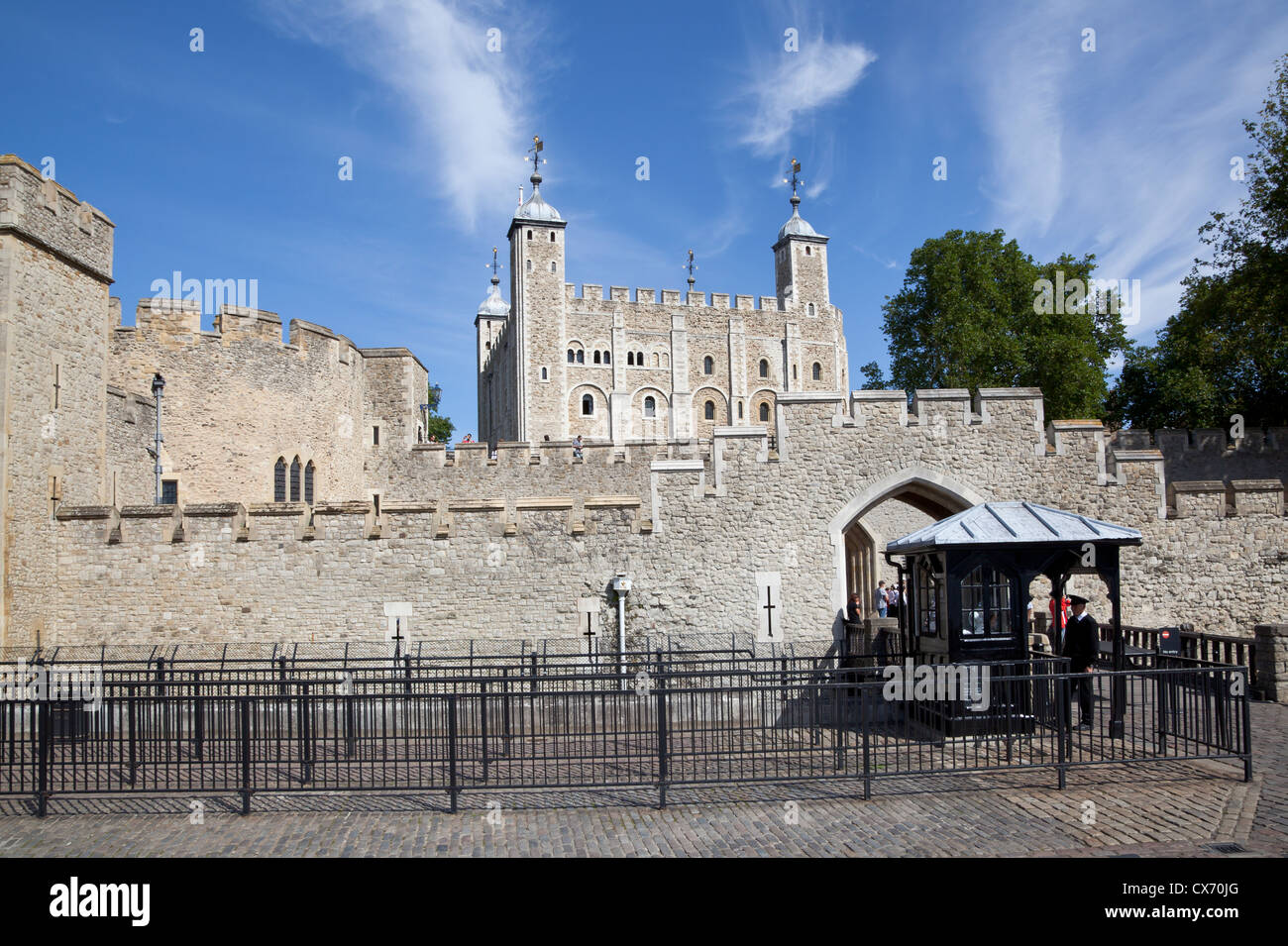 Medieval tower royal fortress hi-res stock photography and images - Alamy