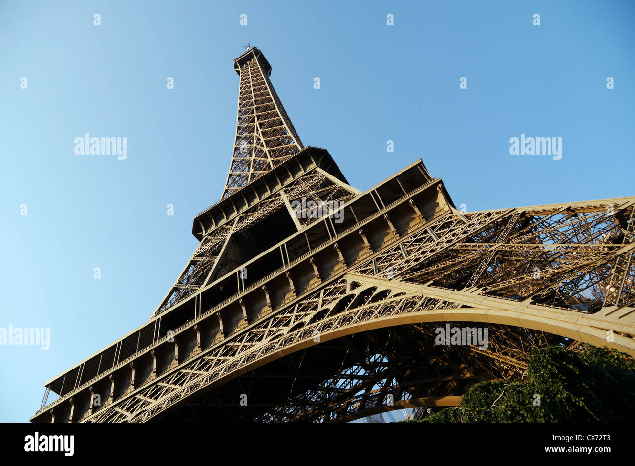 Eiffel tower perspective hi-res stock photography and images - Alamy