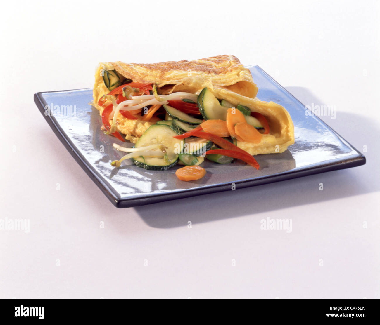 Omelette with sprouts (chinese style Stock Photo - Alamy