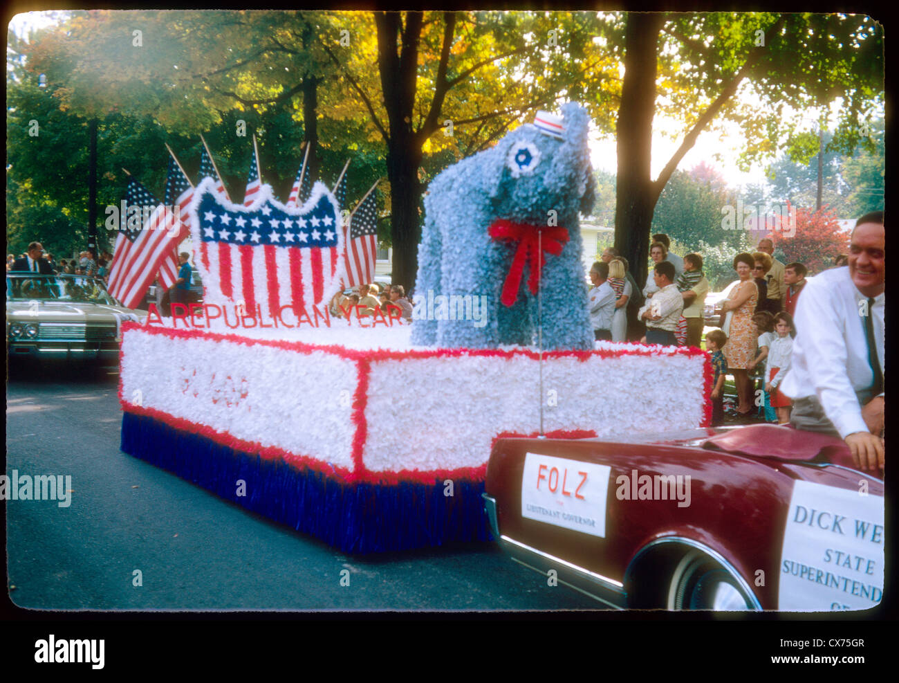 fall festival martinsville indiana 1968 autumn parade republican float ...