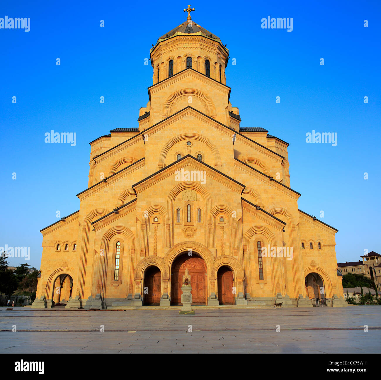 Sameba tbilisi architecture hi-res stock photography and images - Alamy