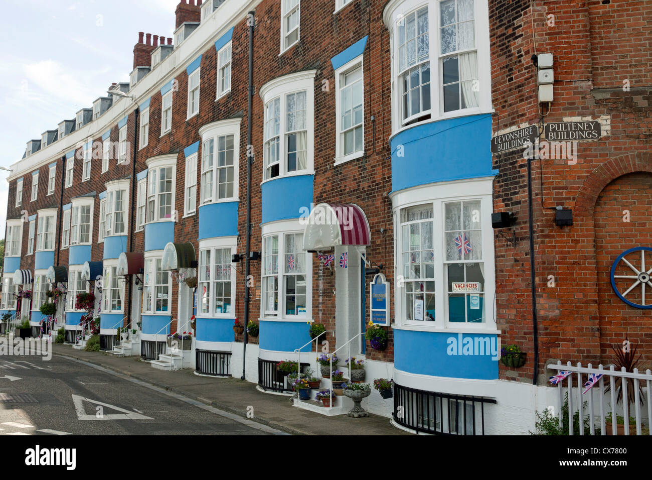 Georgian bow fronted windows hi-res stock photography and images - Alamy
