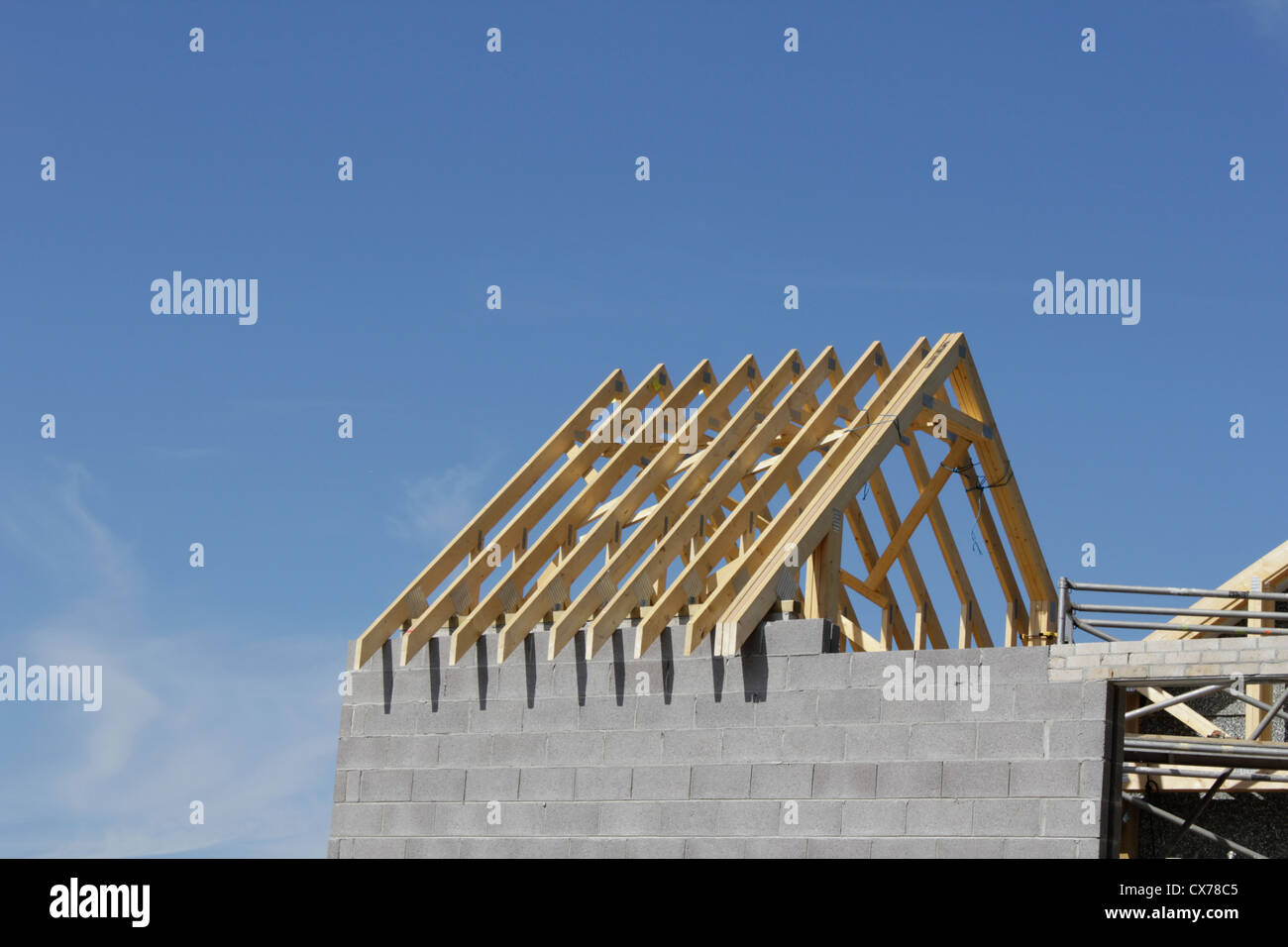 house roof under construction Stock Photo - Alamy