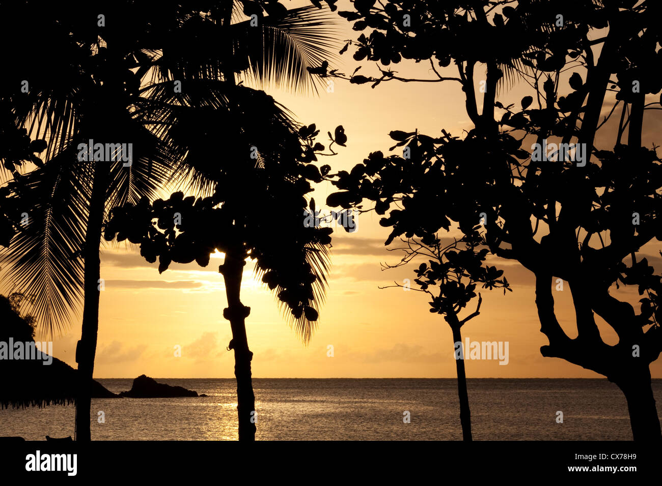 St lucia caribbean sunset hi-res stock photography and images - Alamy