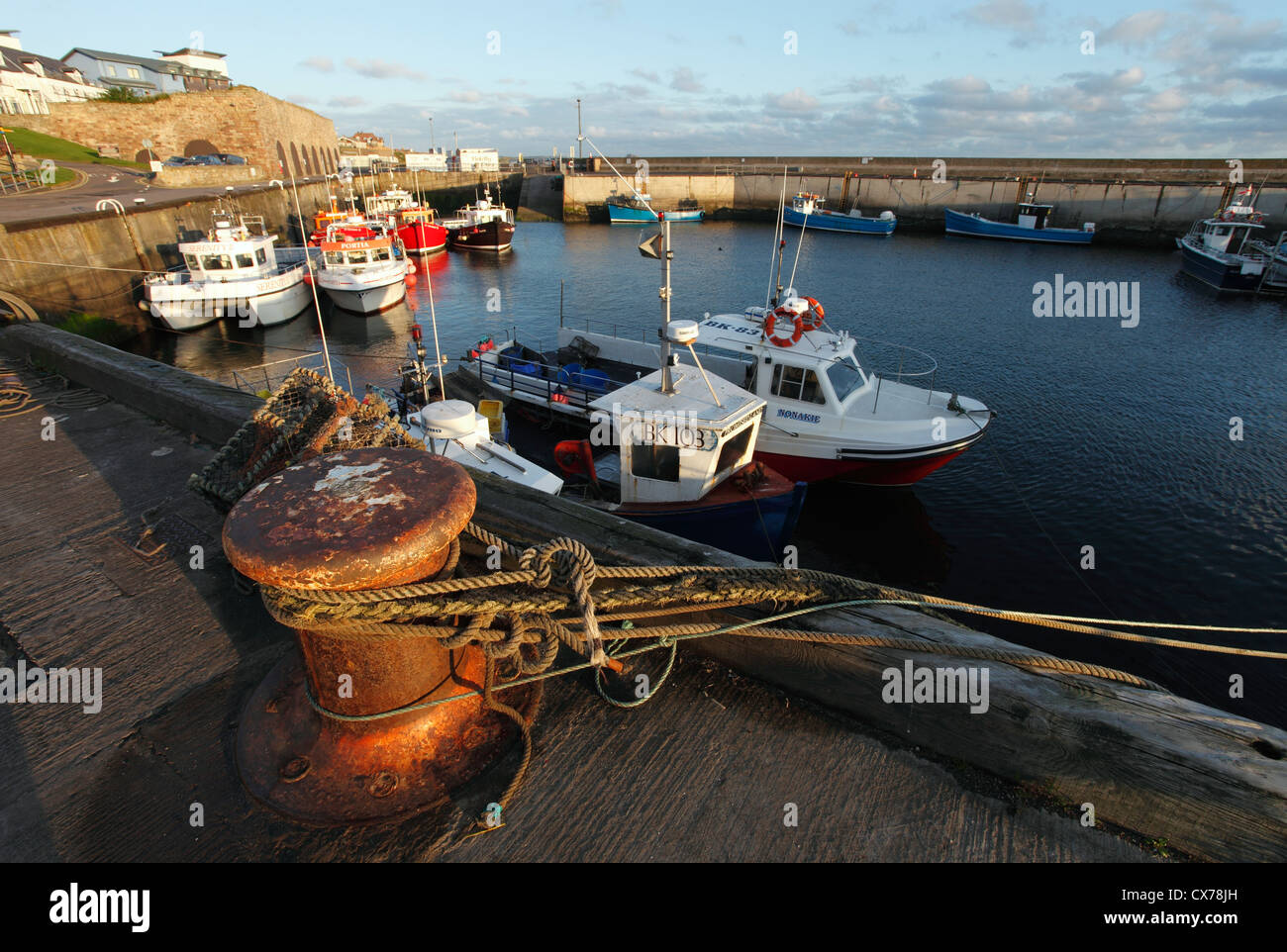 Harbour seahouses on northumberland hi-res stock photography and images ...