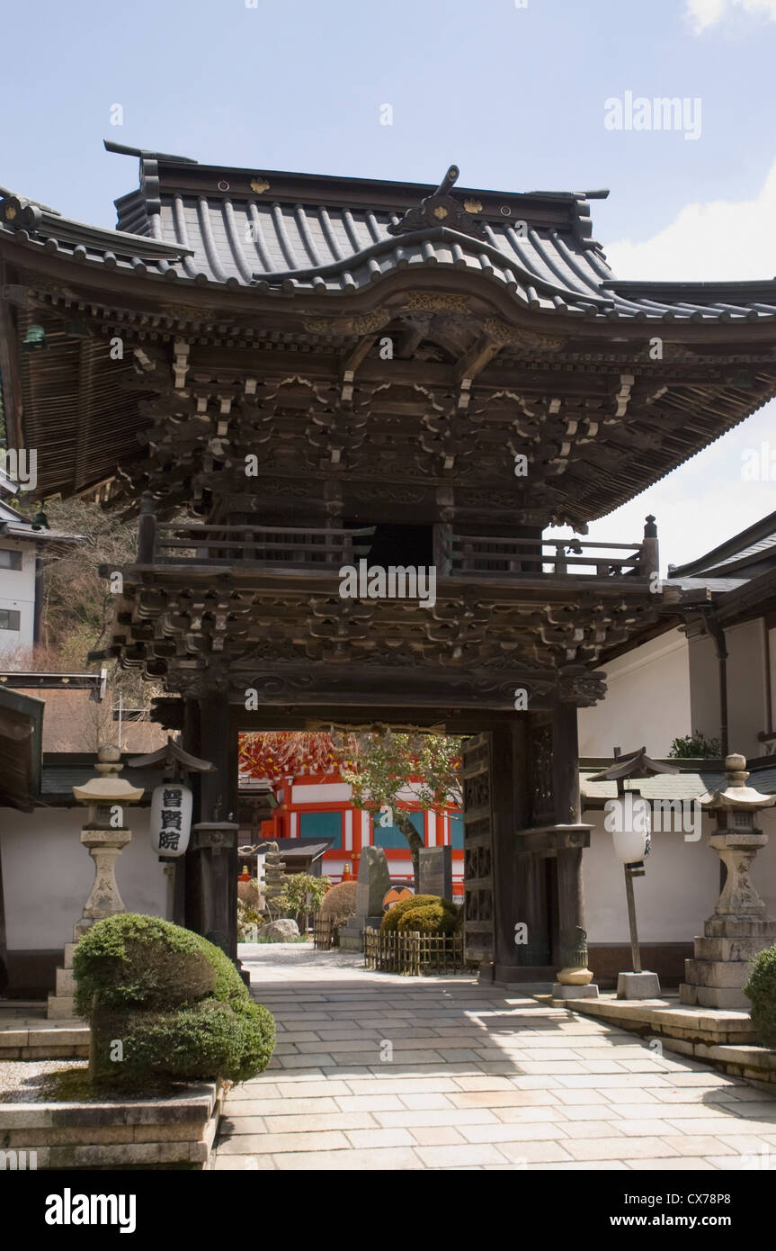 Japanese Temple Entrance Gate; Koyasan, Wakayama, Japan Stock Photo - Alamy