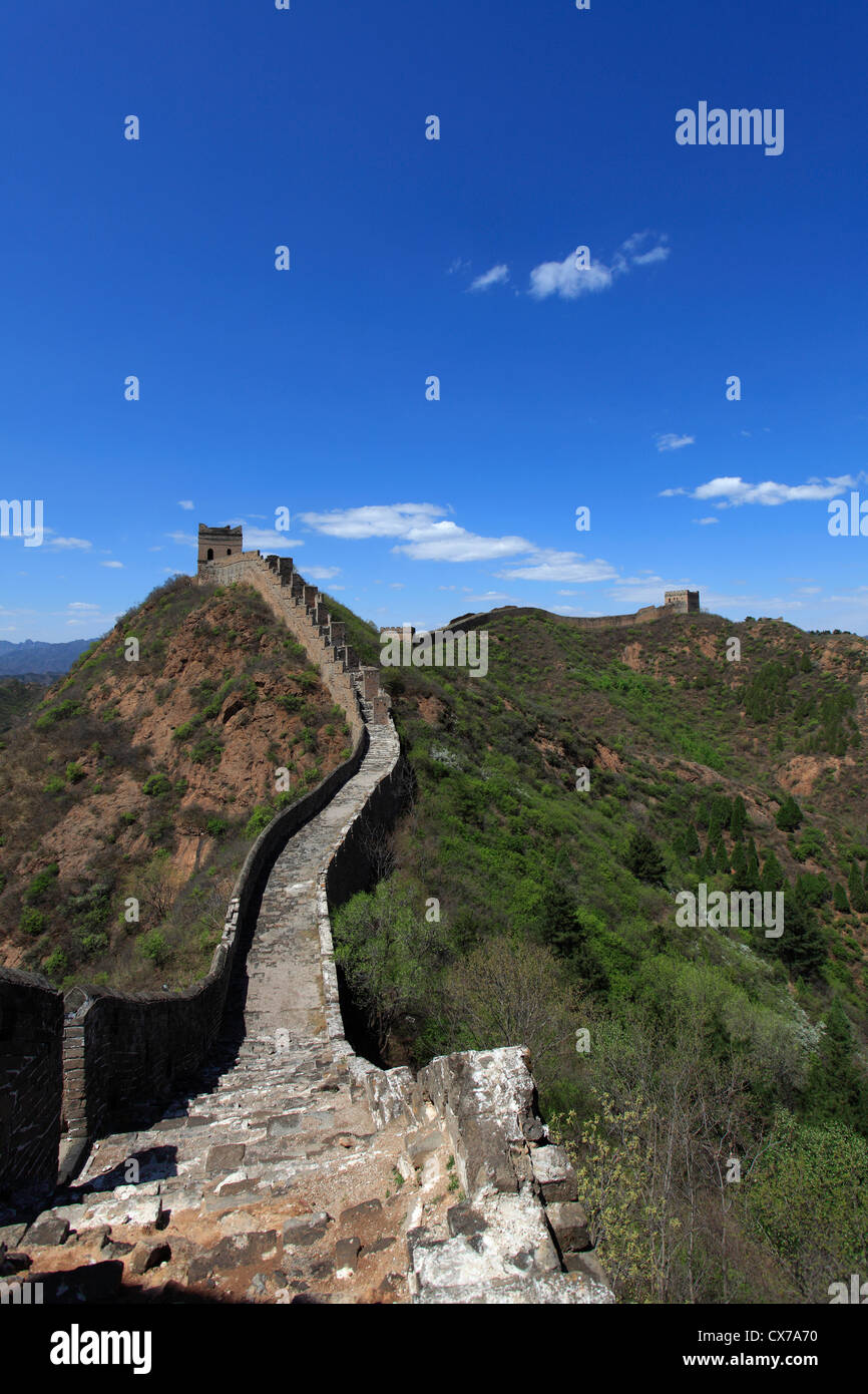 The Great Wall of China blue sky landscapes views Stock Photo - Alamy