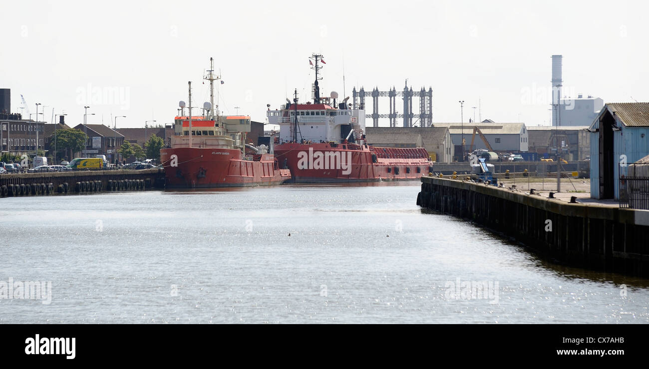 great yarmouth docks area river yare norfolk england uk Stock Photo - Alamy