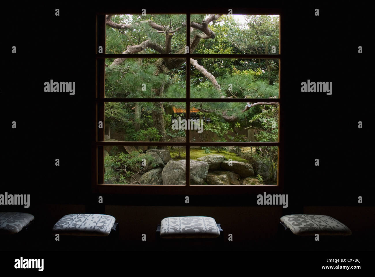 Japanese zen garden window hi-res stock photography and images - Alamy