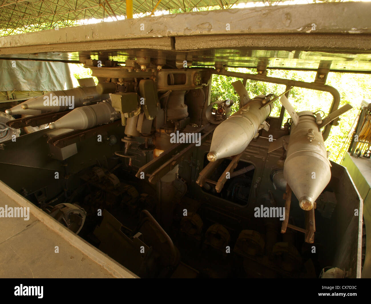 Mortar missiles hi-res stock photography and images - Alamy