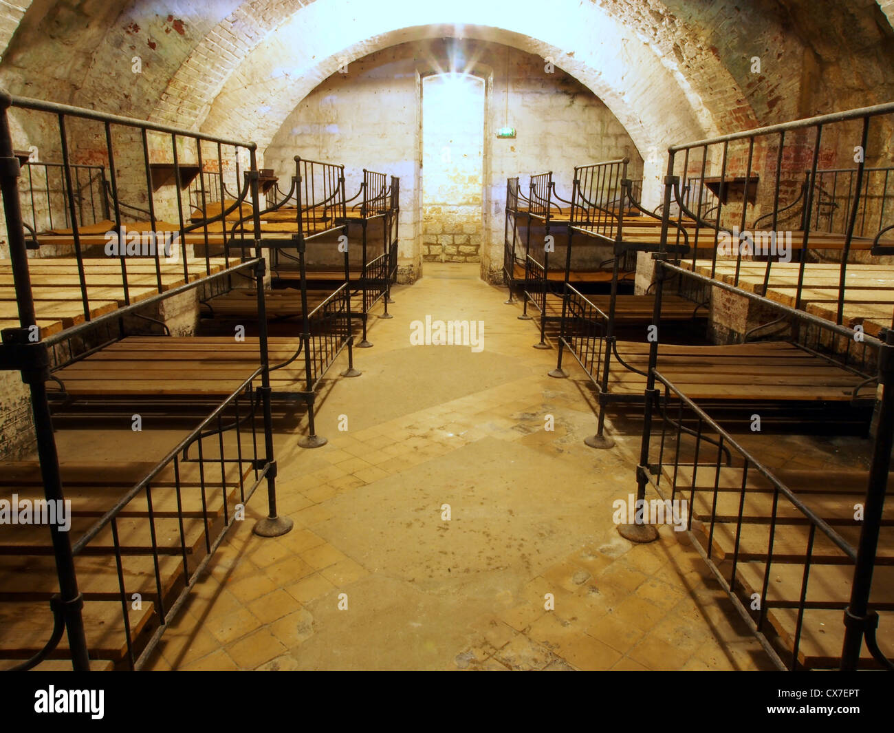 Sleeping quarters hi-res stock photography and images - Alamy