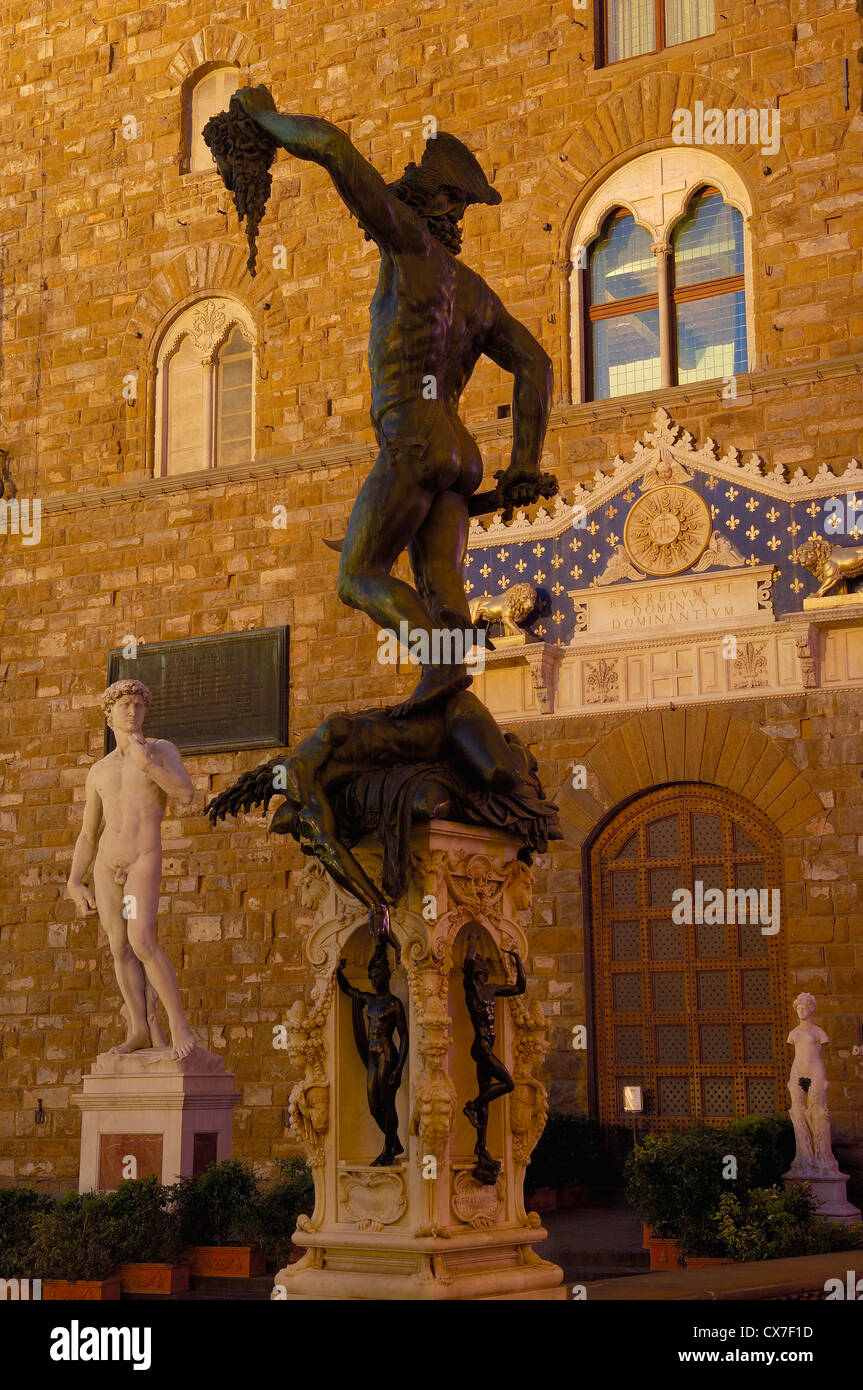 Florence, Perseus statue, La Signoria square, Piazza della Signoria ...