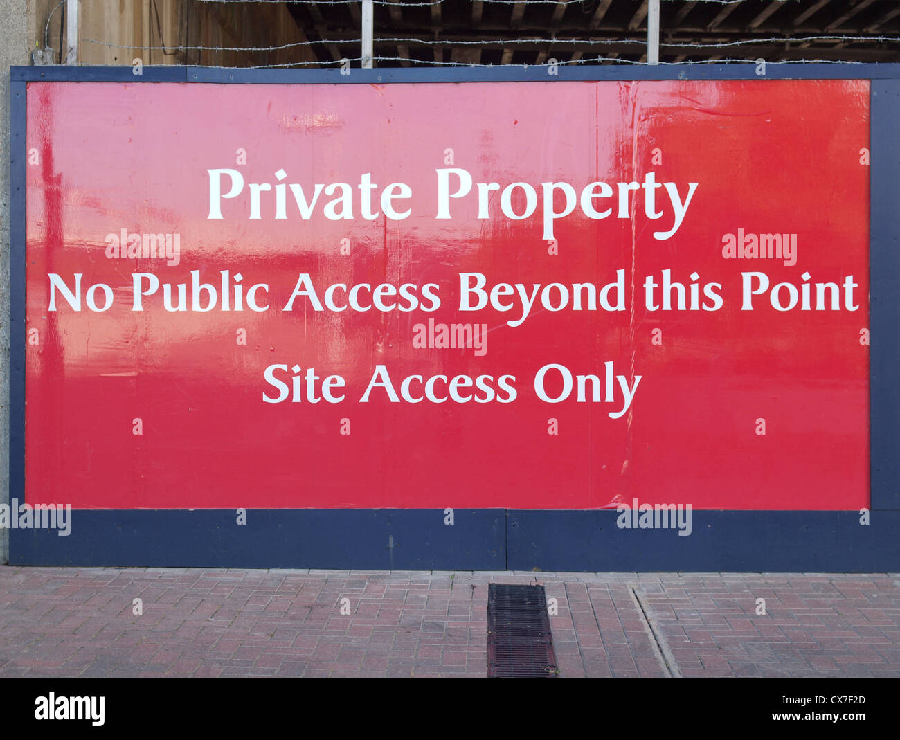 Private property no public access beyond this point - Site access only ...