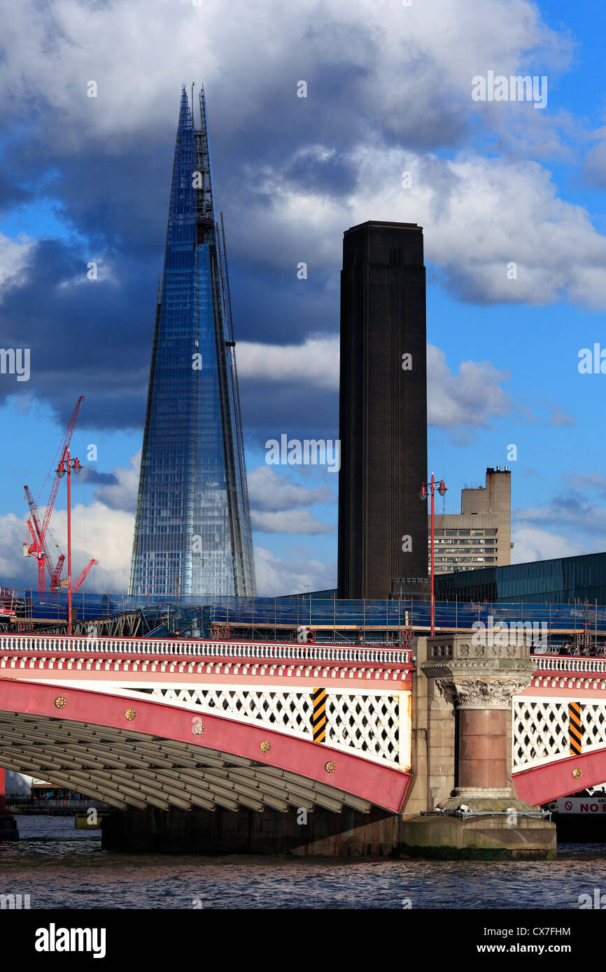 Thames city hi-res stock photography and images - Alamy