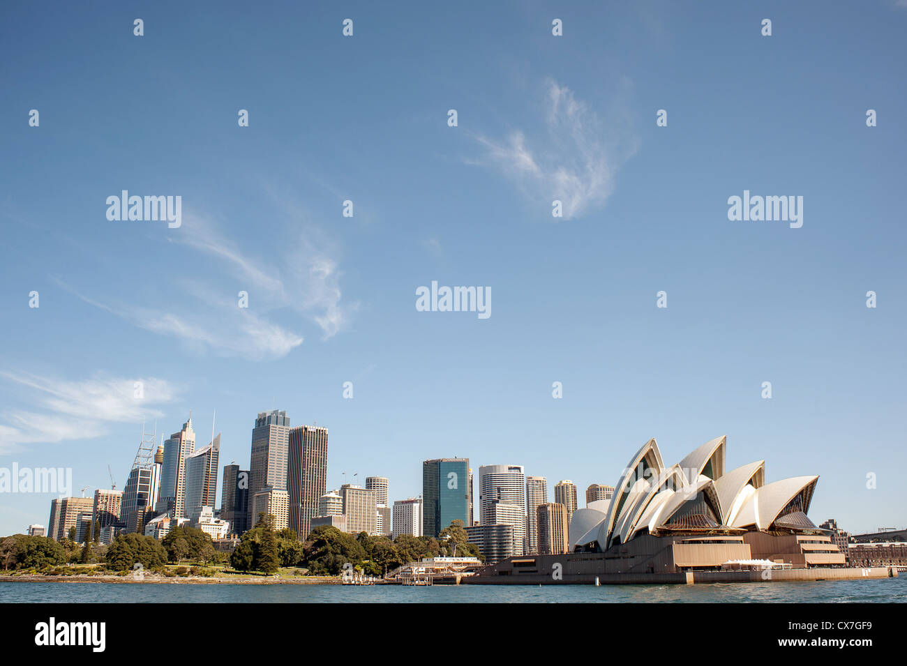 Sydney opera house and central business district hi-res stock ...